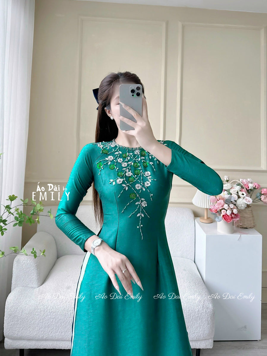 VICTORIA Dark green ao dai with crystals| Ao Dai Emily